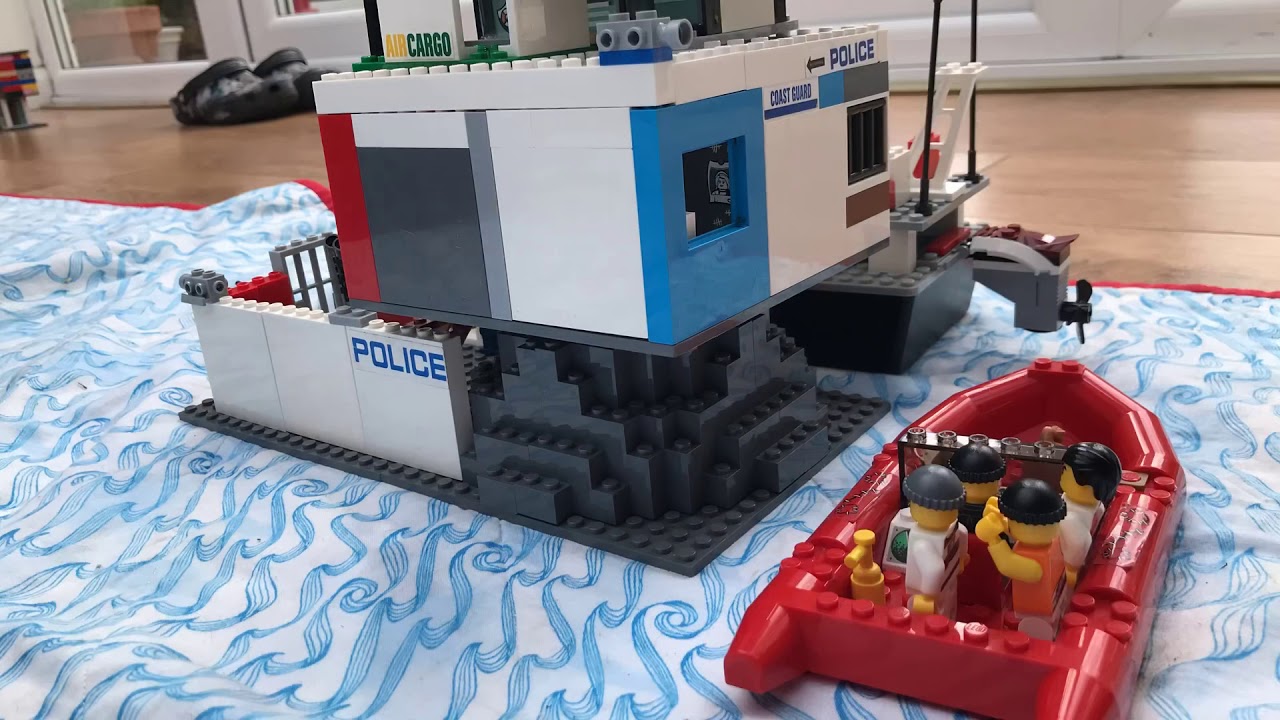 Lego Escape from Prison Island - YouTube