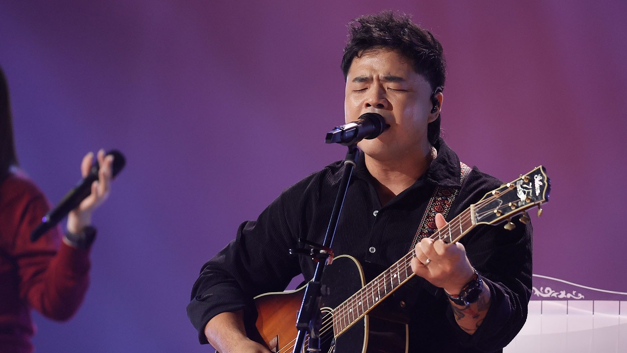 CityWorship: Worthy Of It All // Amos Ang @City Harvest Church - YouTube