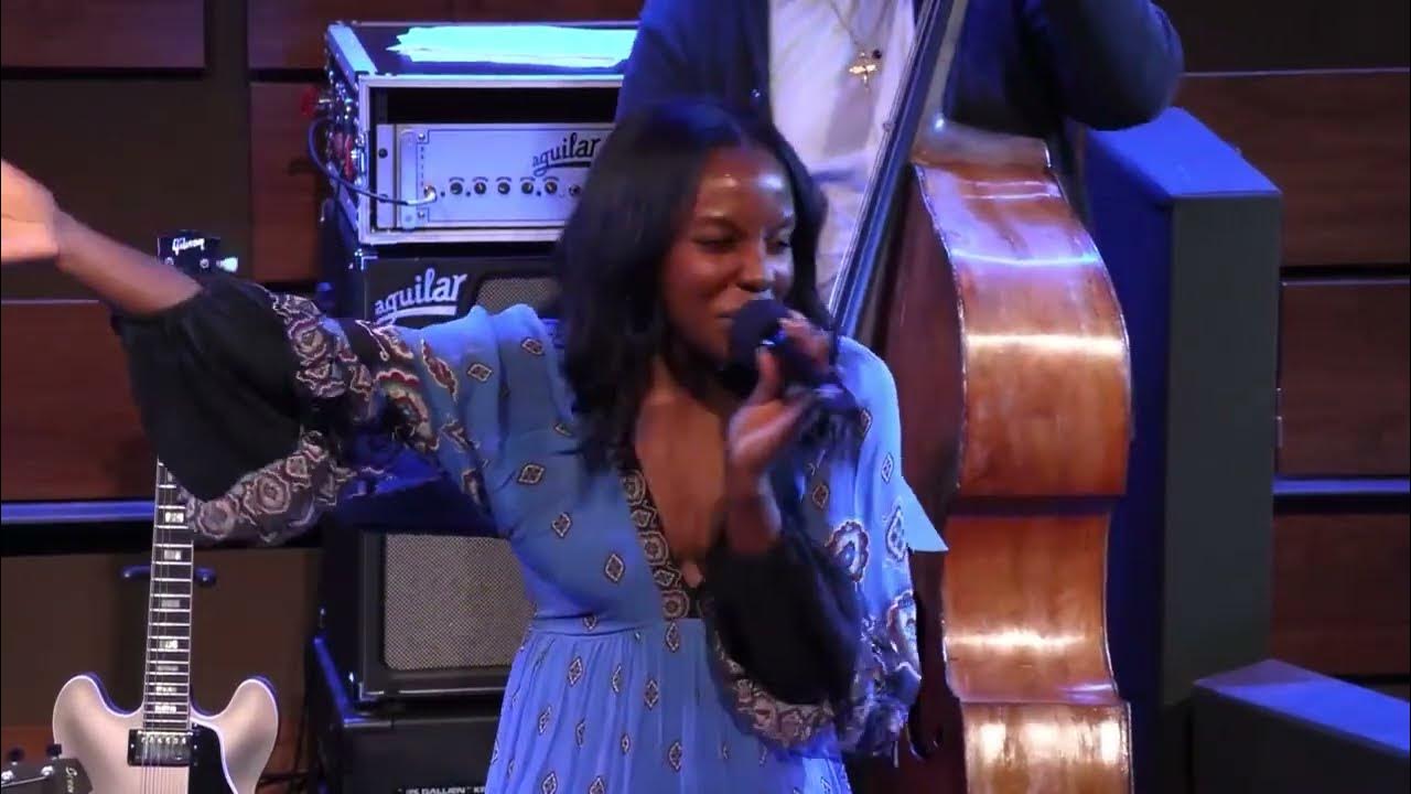 Malena Smith - Don't Know Why - YouTube