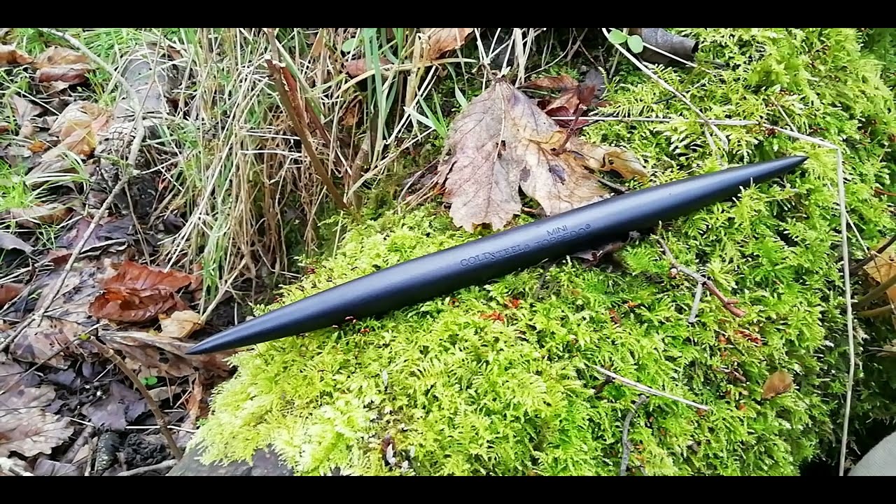 Cold steel mini torpedo throwing - YouTube