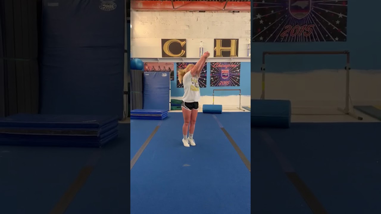 CHS Cheer Tryouts | Left Hurdler - YouTube