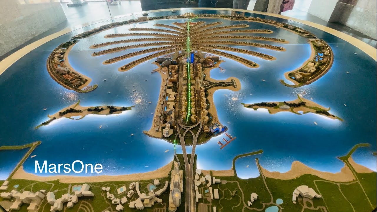 Monorail l Palm Atlantis Monorail |Explore Palm Jumeirah attraction ...