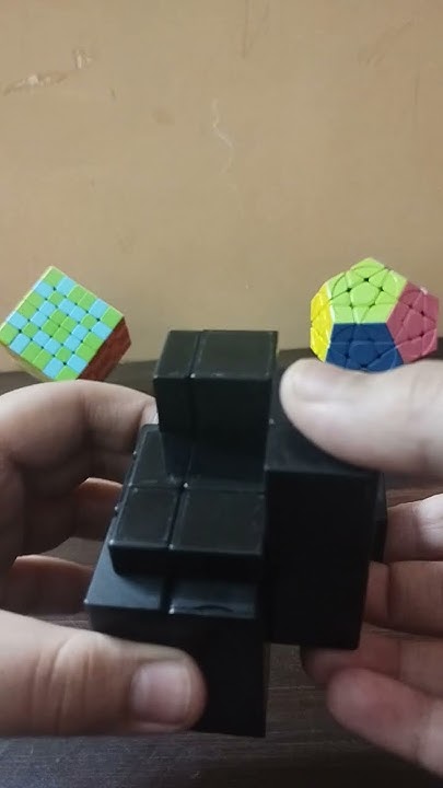 Loop #rubikscube #loop #cube #notaloop #satisfyingloop #cubing #rubik #satisfying #cubeboy - YouTube