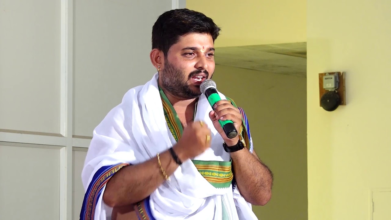 ASHIRVACHAN BY HIS HOLINESS SAMYAMINDRA THIRTHA SWAMIJI ON DAY 1 OF GSB ...