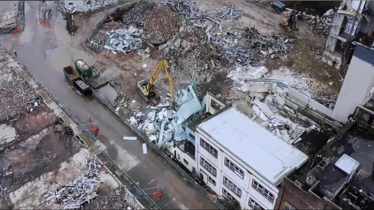 [live action] The Demolition Of The Torrington Milk Factory 7th visit ...