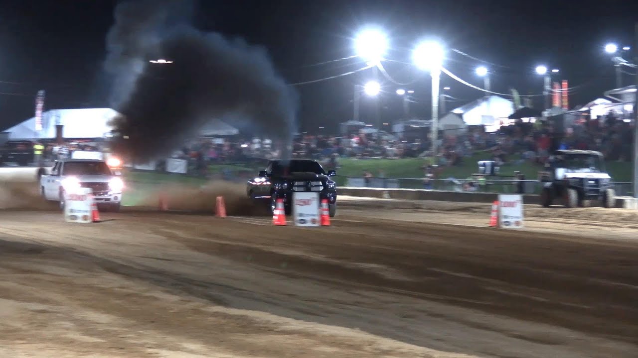 Vintage Grain Truck Races, Dirt Drag Racing & Side by Side Drag Racing ...