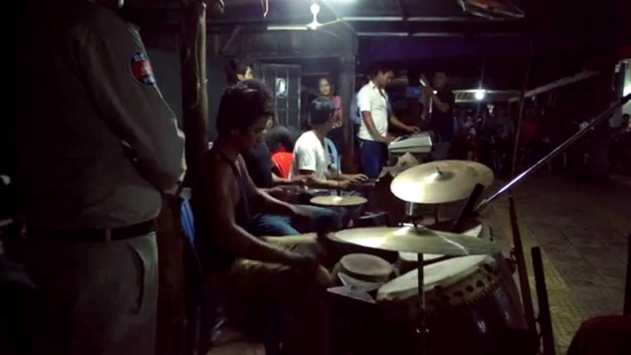 Pinpeat khmer traditional instrument - YouTube