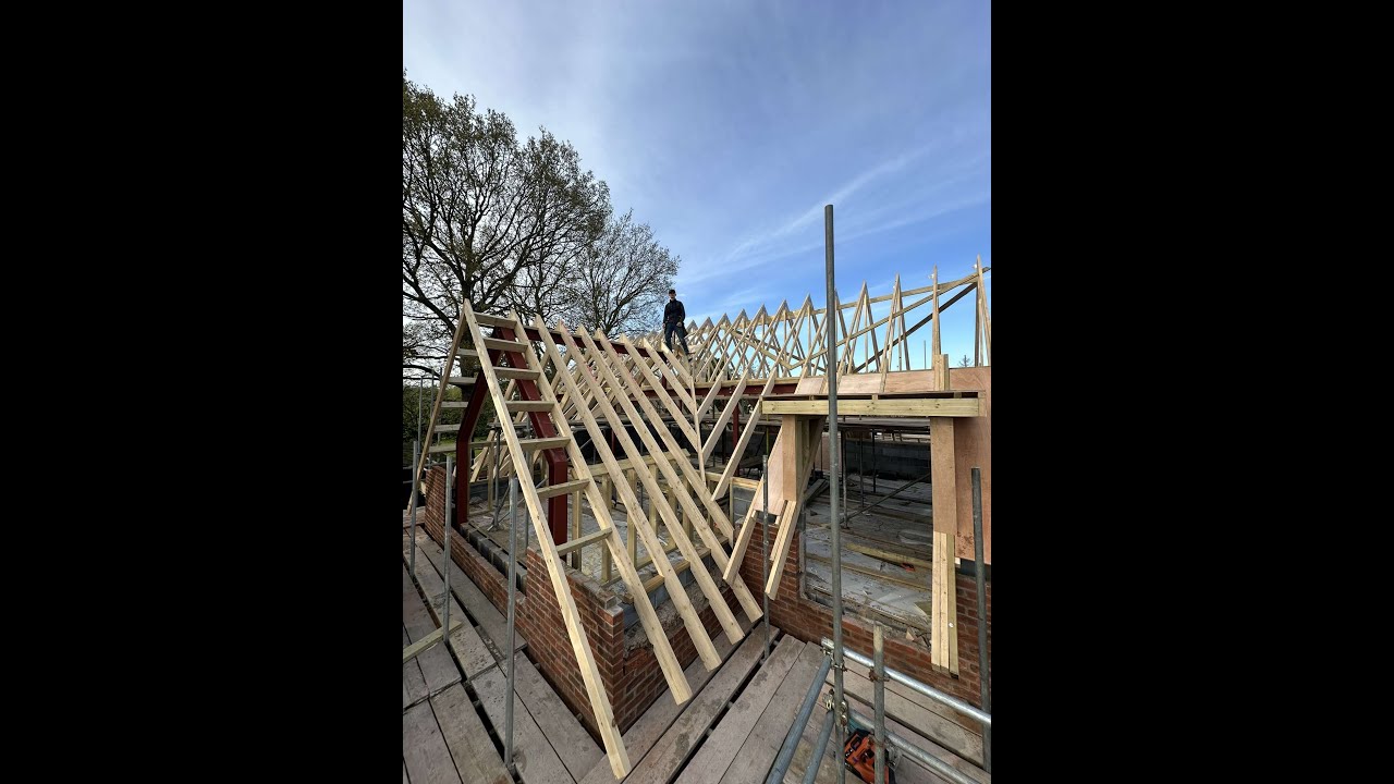 How to cut valley rafter. Hand cut roofing. - YouTube