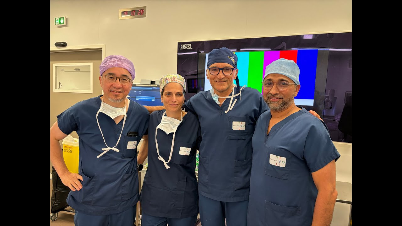 Robotic NOSE colorectal resection and parametria excision with Liron ...