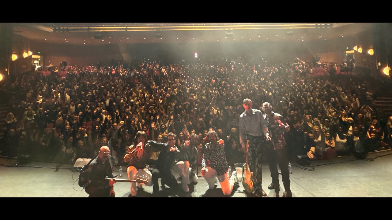 You Should Be Dancing - Live at The Bob Hope Theatre - YouTube