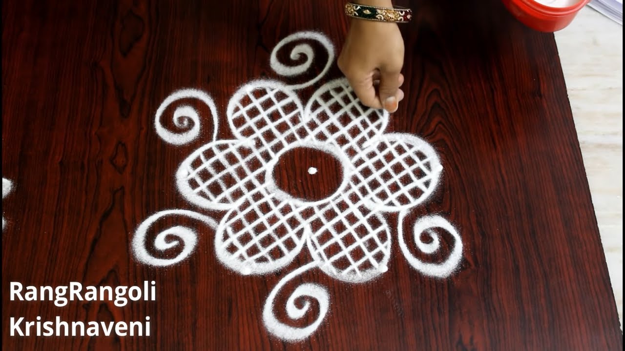 Small 3 dots Daily Rangoli | Easy 3 Chukkala Muggulu | Simple Kolams ...