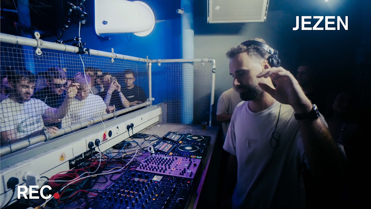 Jezen | Libero x Hidden | PoweredbyREC. - YouTube