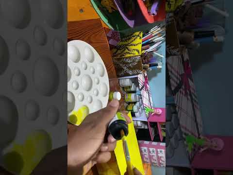 Phone rack @Musfi-Art #cardboard #artwork#painting