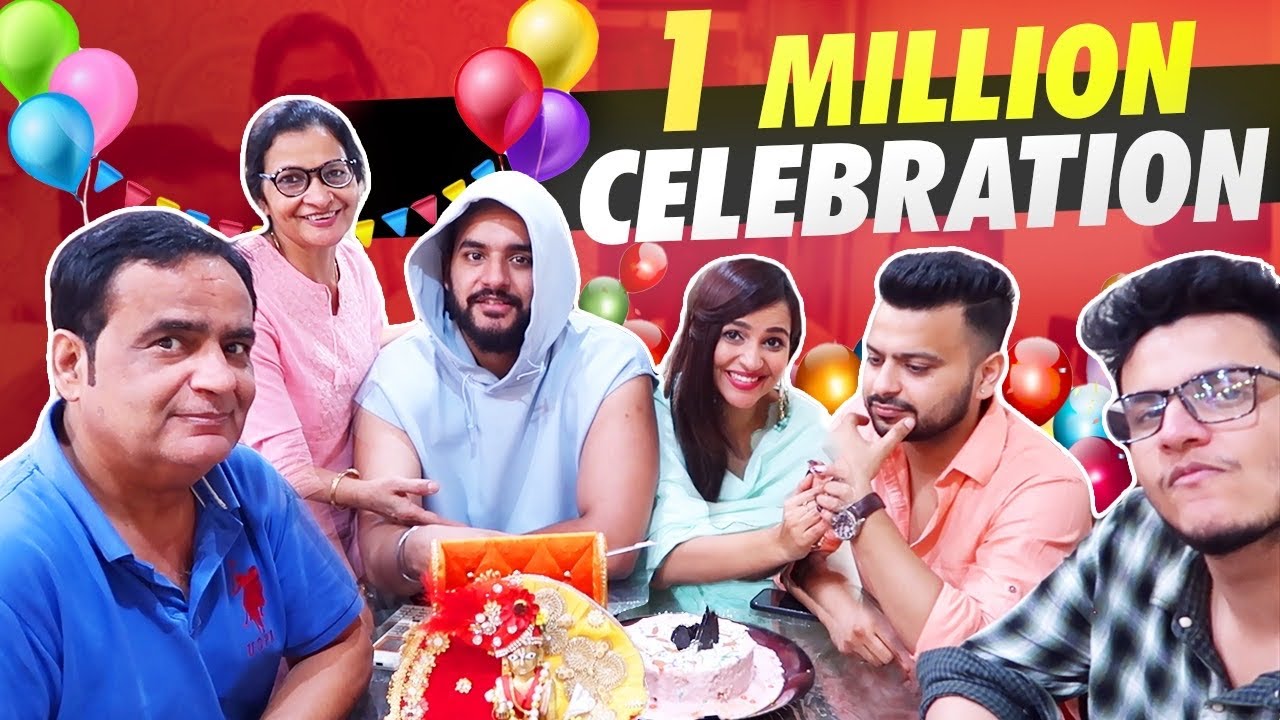 super delicious strawberry custard cake @ fukra insaan @wanderers hub ...