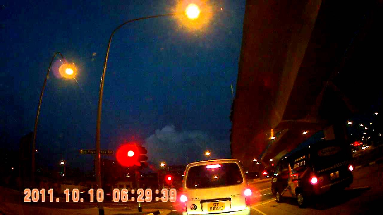 Running off from Red Light - YouTube
