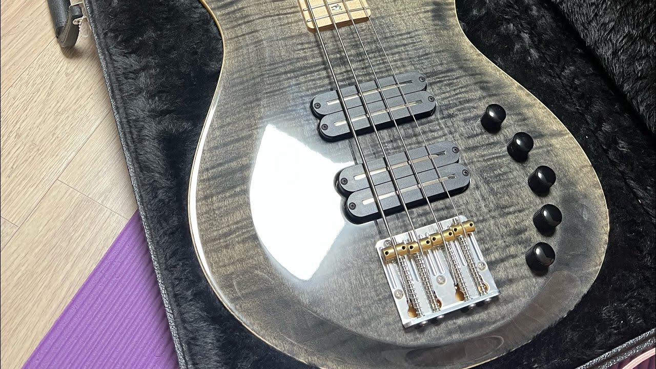 PRS Gary Grainger Bass 개봉기 - YouTube