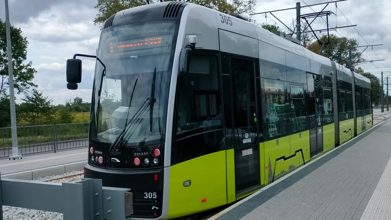 Pesa Twist 2015N - przejazd (nowe torowisko) - YouTube