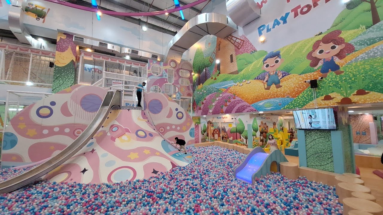 playtopia gajah mada plaza jakarta - YouTube