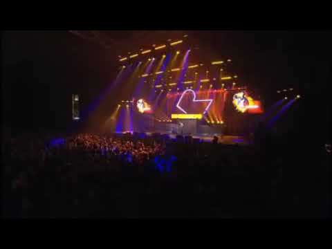 SOPRANO - HALLA HALLA LIVE PARIS 2010 - YouTube