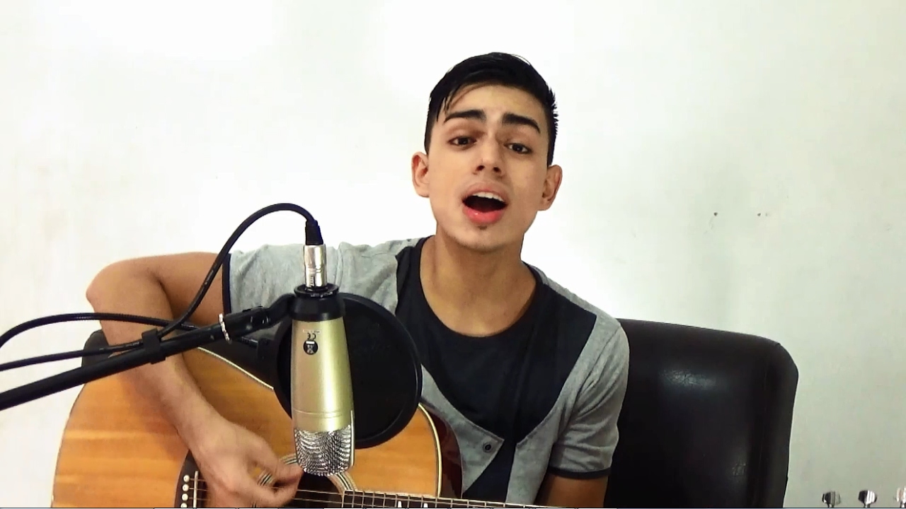 Vacaciones - Wisin Cover Bayron Mendez - YouTube