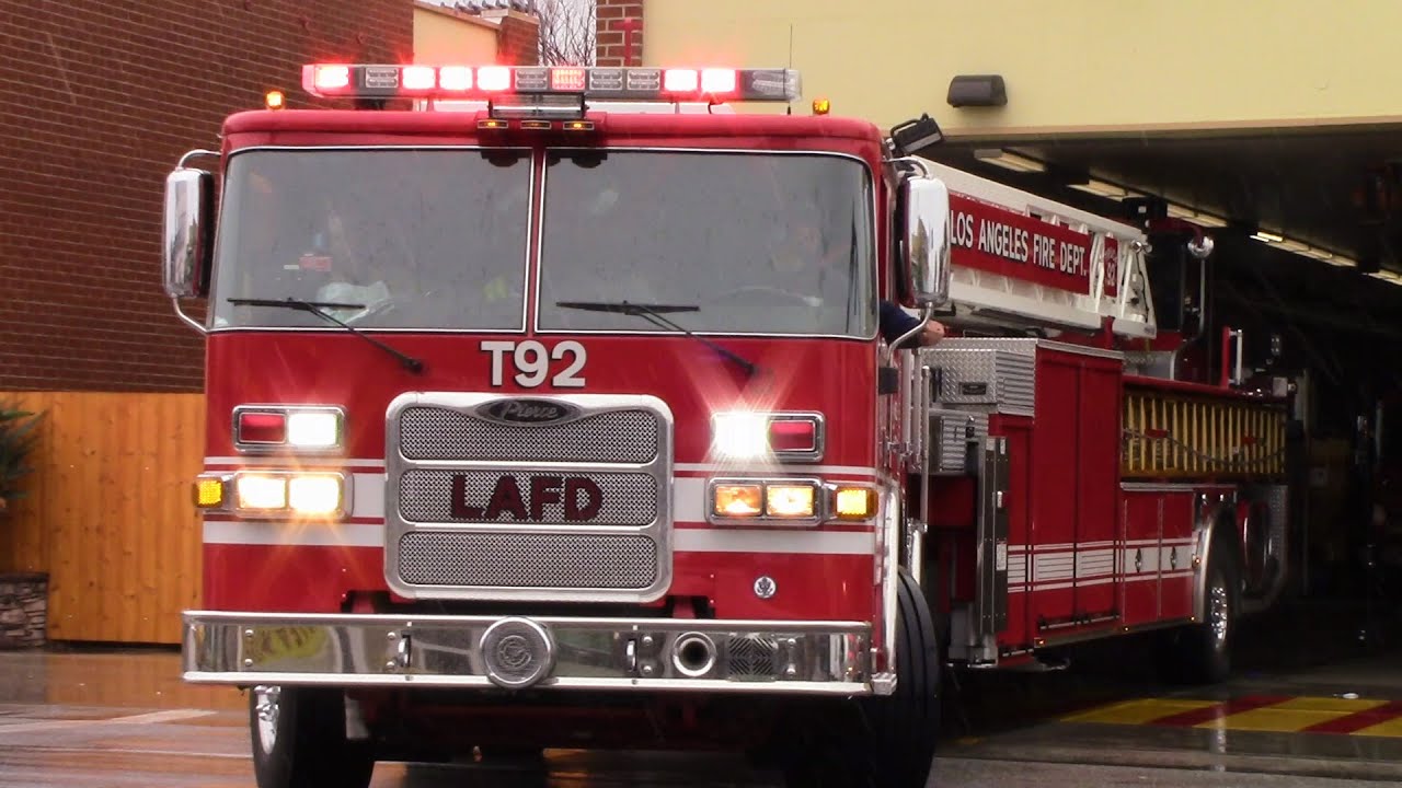 LAFD Light Force 92 Responding - YouTube