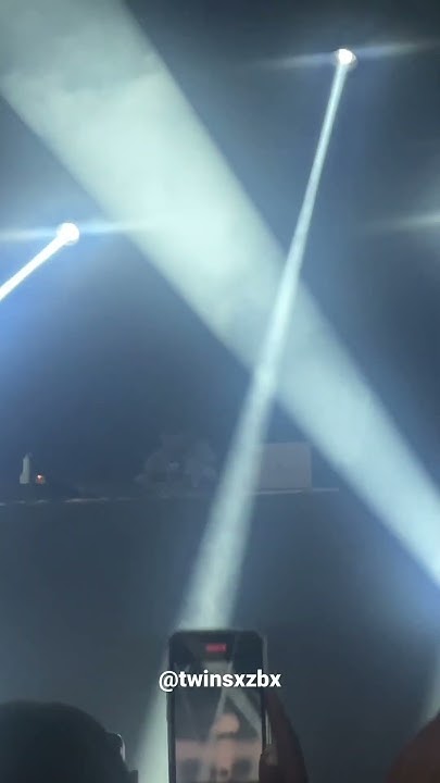 [DJ SMMT] SIK-K 식케이 신곡 SHAWTY WANNA WAIT / POP A LOT in London - YouTube