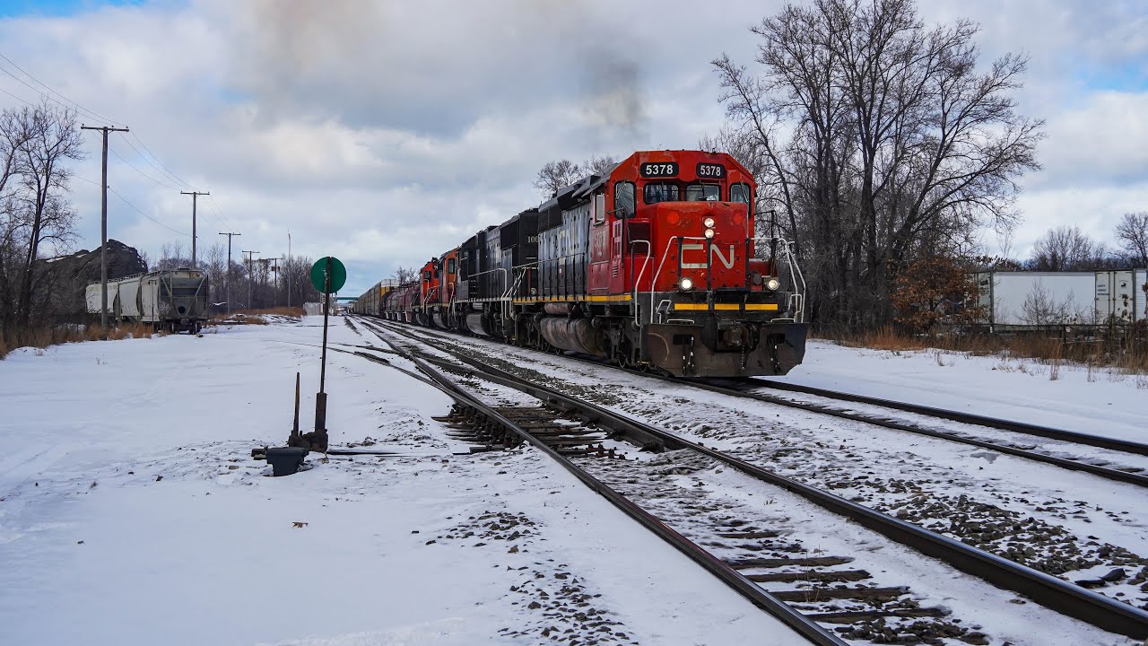 CN L515 @ Ivanhoe (CN 5378, BEAUTIFUL K3L!) - YouTube