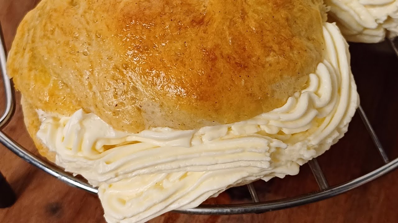 Fluffy, Cream Buns with Rich Buttercream Filling! - YouTube