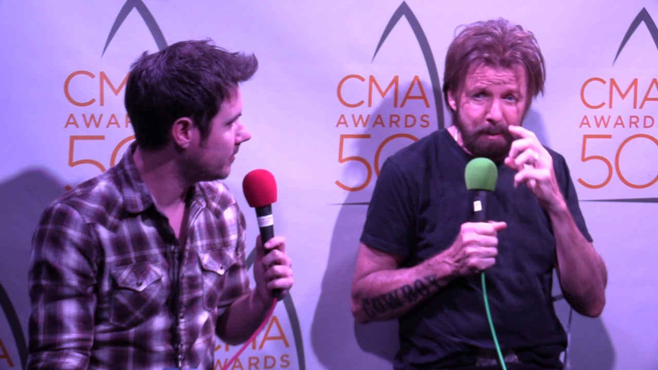 Ronnie Dunn Talks New Record And CMA Awards 50! - YouTube