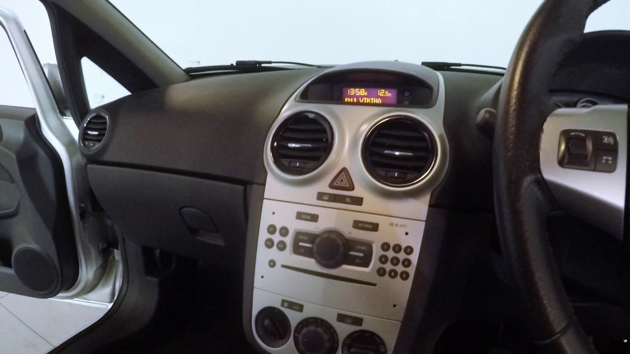 09 plate Corsa 1.4i 16V Sxi 3dr 52551.mp4 - YouTube