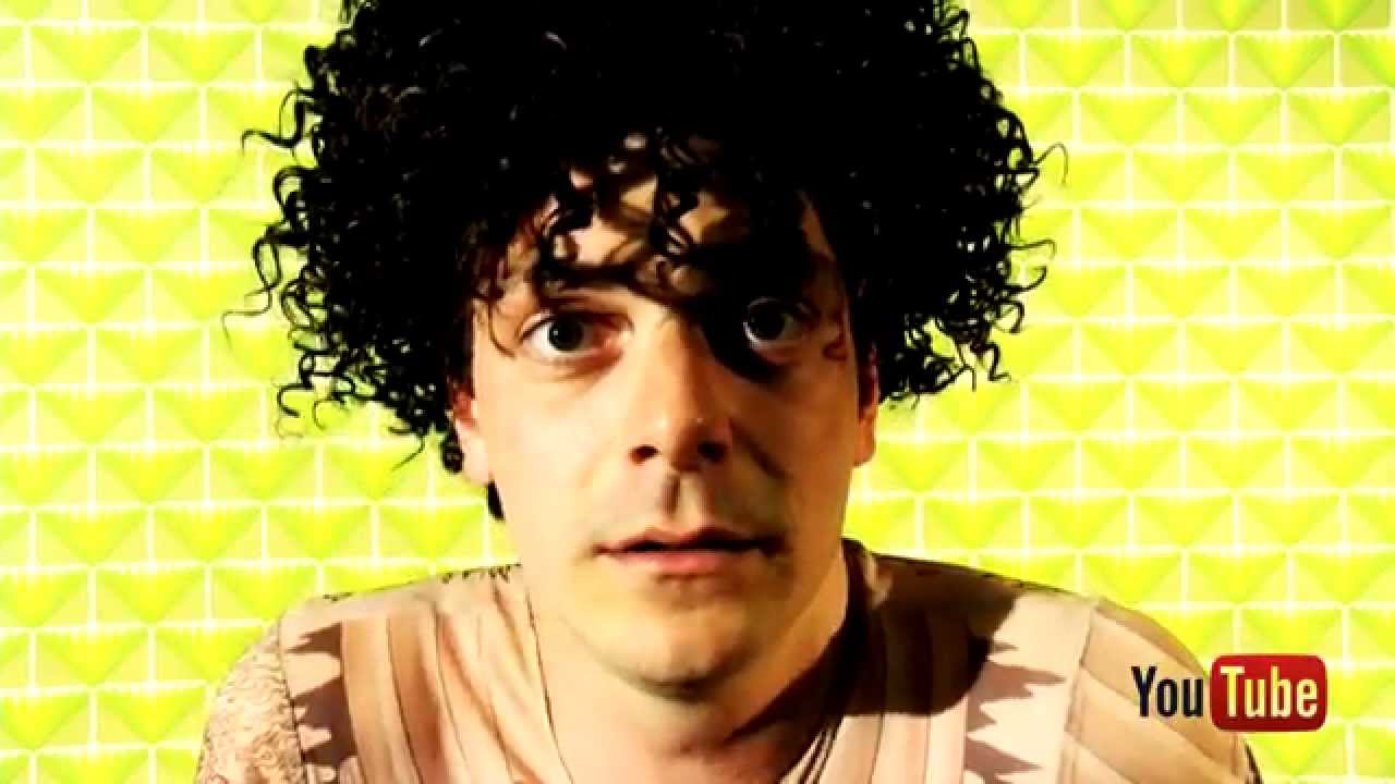 Leo & Lena: maak kennis met Valerio - YouTube