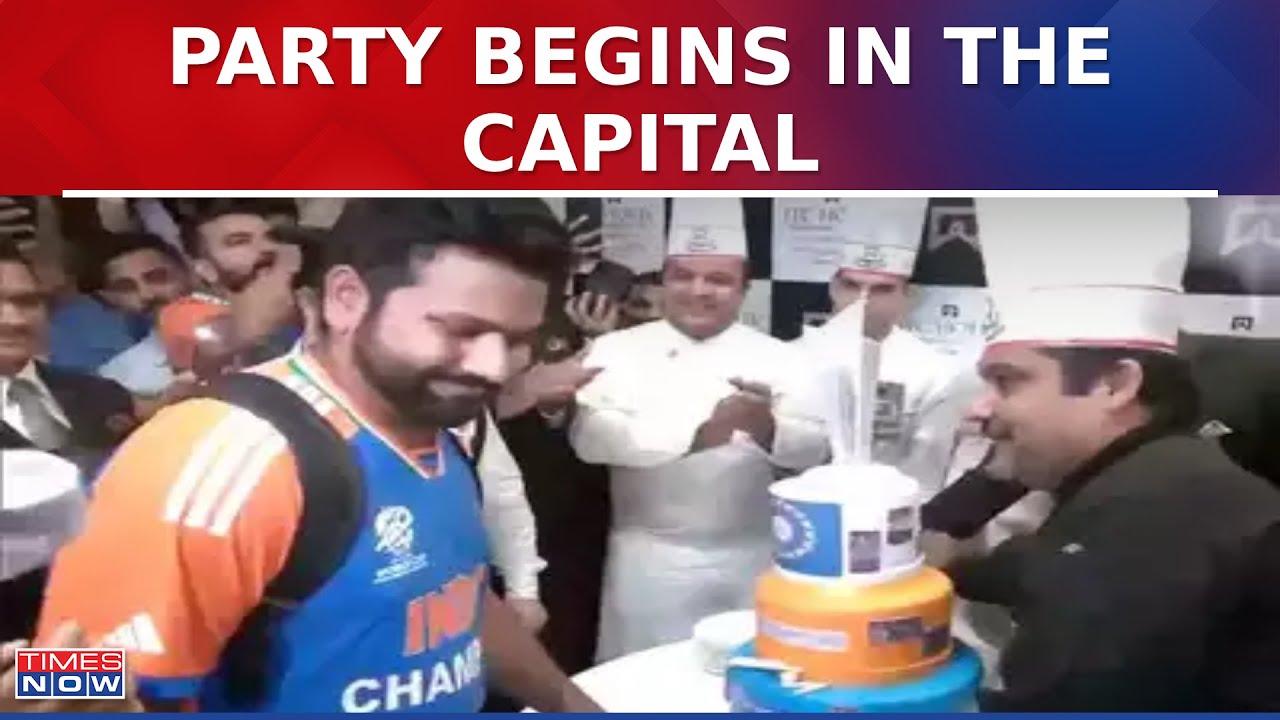 Team India Cut Cake At ITC Maurya Hotel After Returning Home With World ...