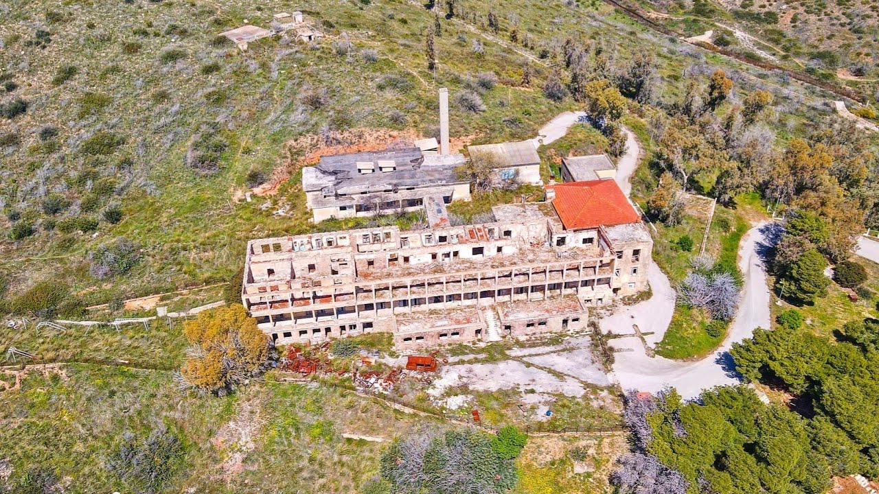 Το άγνωστο Σανατόριο "φάντασμα" στο Νταού Πεντέλης - YouTube
