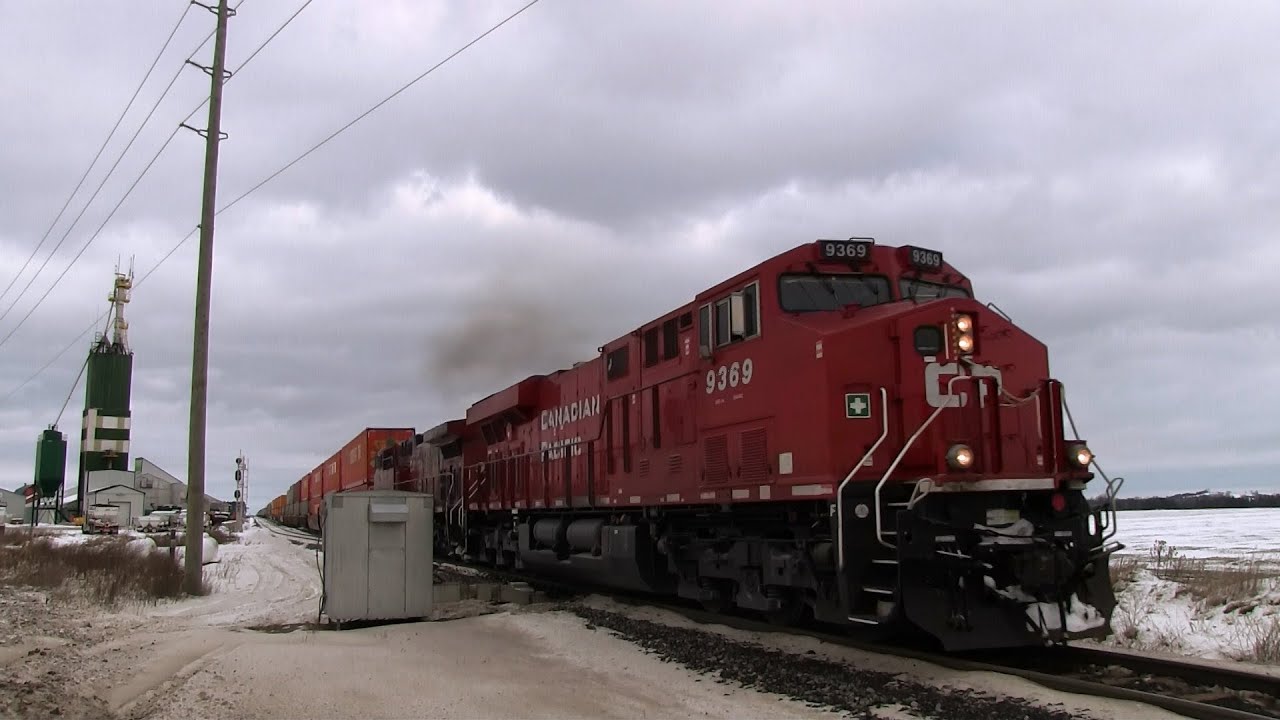 CP 9369 at Baxter 2/2 (05JAN2013) - YouTube