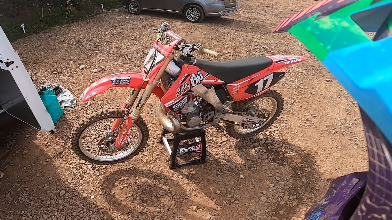 MOTO 45 CR250 2 Stroke Motocross Practise - YouTube