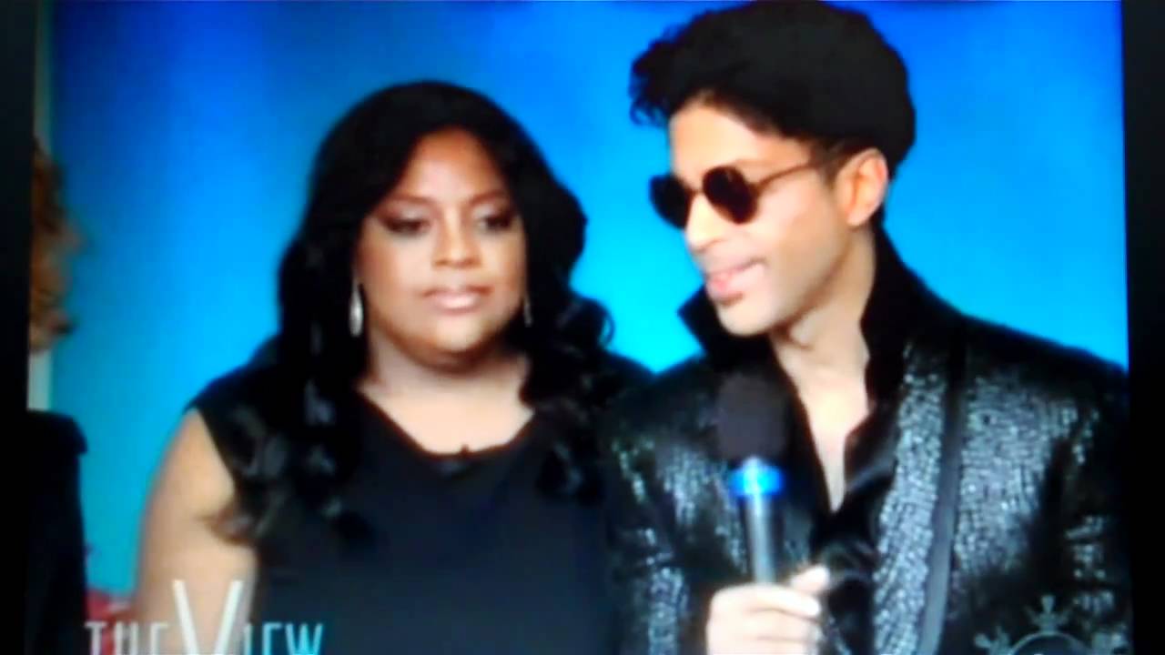 Prince crashes 'The View' - YouTube