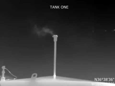 Venting from three tanks at BLM gas well on Devil's Spring Ranch, NM ...