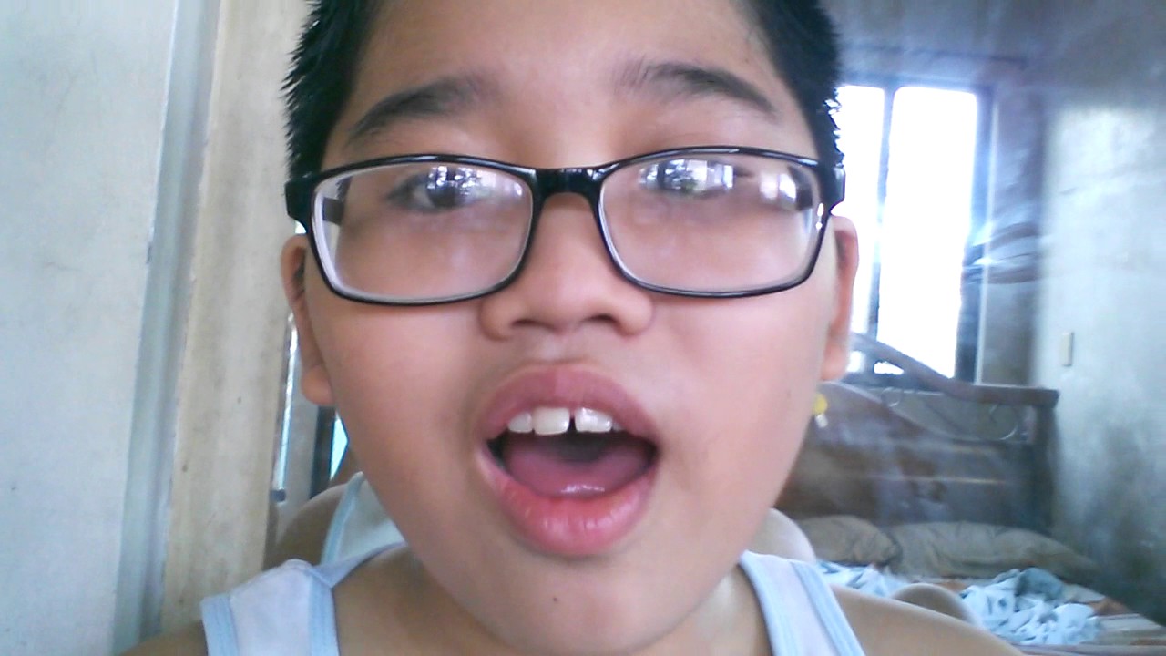 How to use middle finger secretly - YouTube