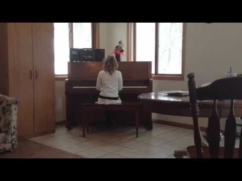 Avaree jade Harris plays piano - YouTube