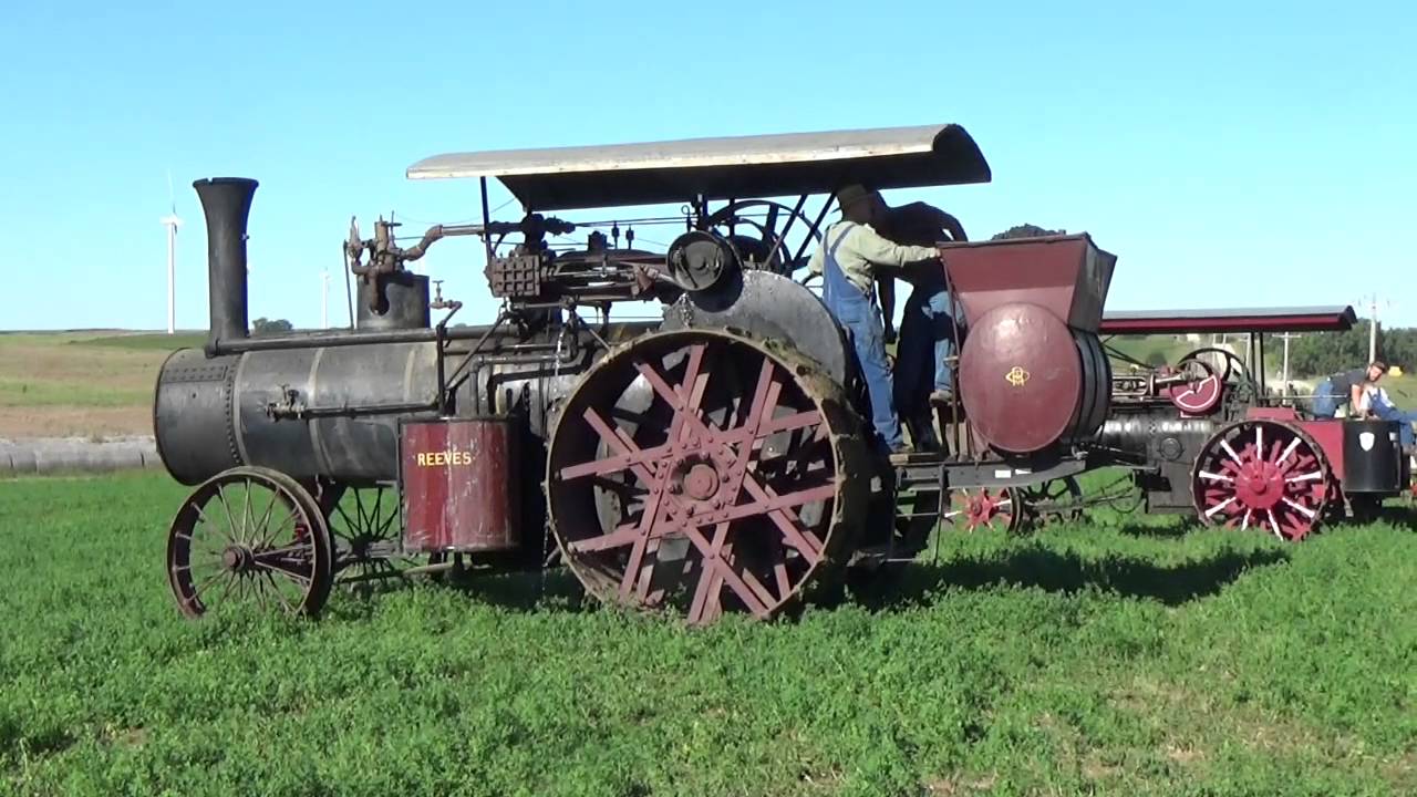 Reeves steam engine shown at the Prairie Plowing Days 2016 near ...