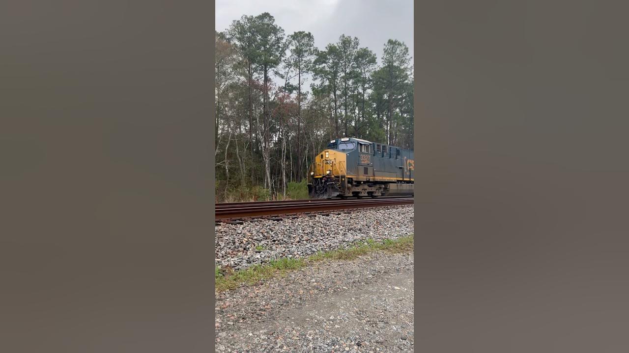 CSX 3327 leads M603 at Callahan, FL #train #railcar #cassscenicrailroad #cprail #bnsfrailway ...