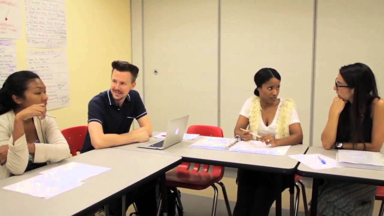 English Courses in New York, Rennert: James' experience - YouTube