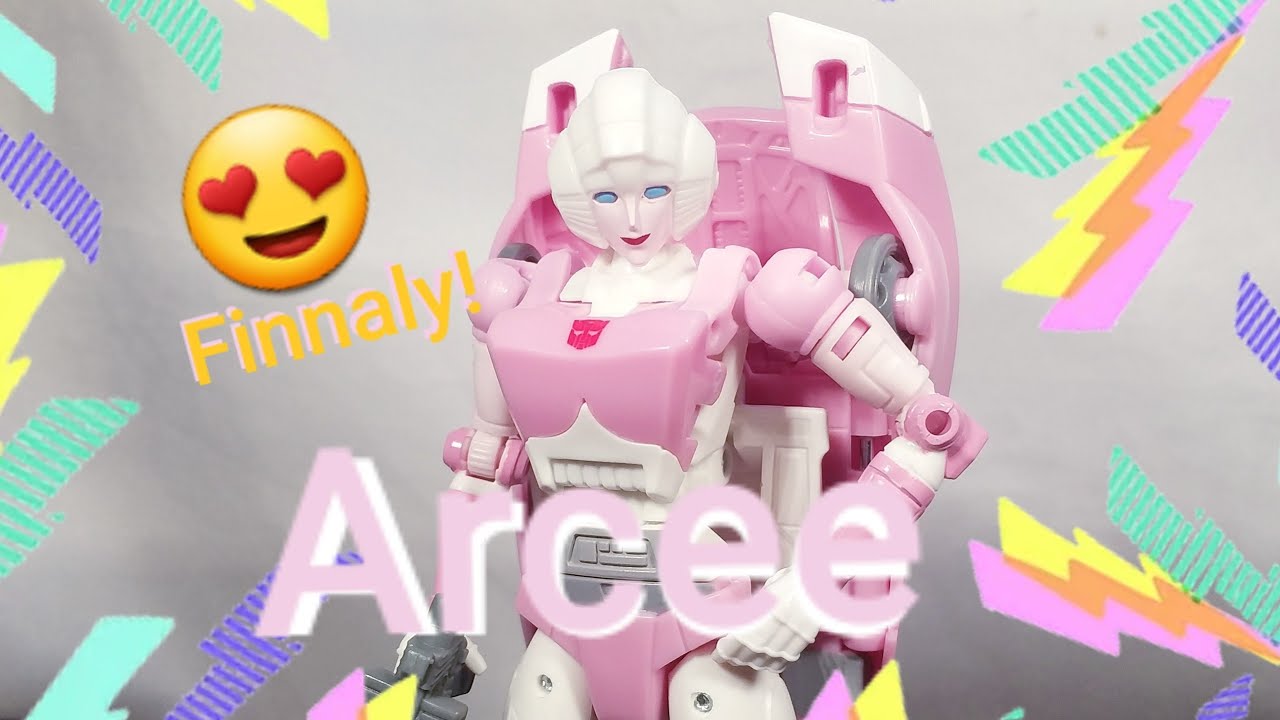 Studio Series 86 Arcee , A Legitimately Great G1 Arcee At Last!!! - YouTube