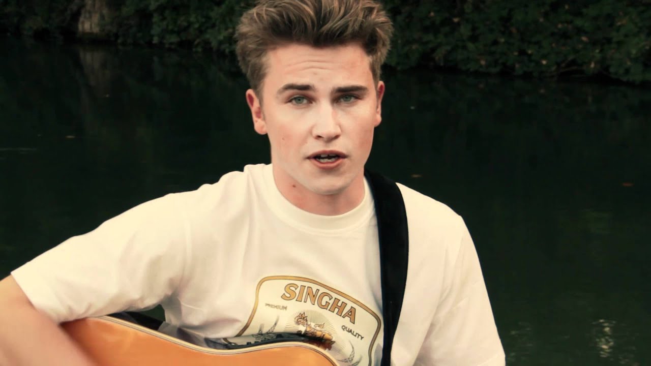 David Lunt - Moving too fast (Live) - YouTube