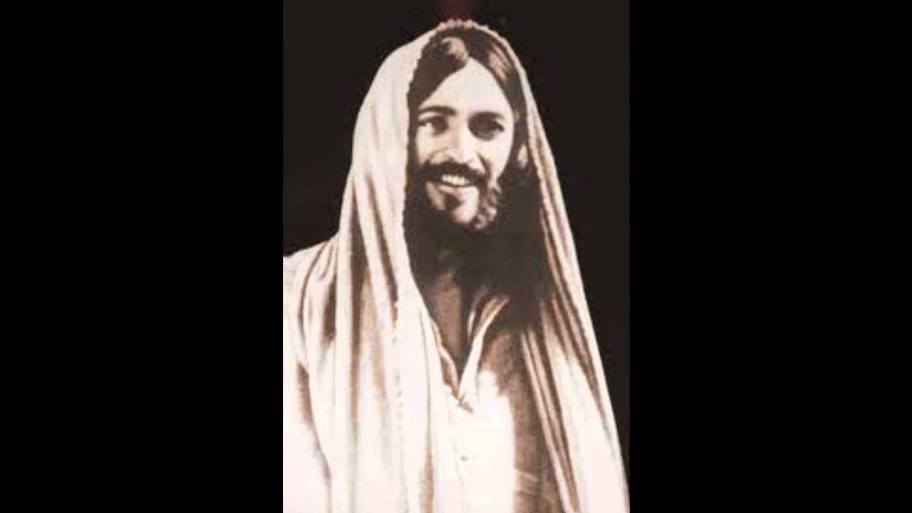 Matteo Montesi canta: Ti rendiamo grazie - YouTube