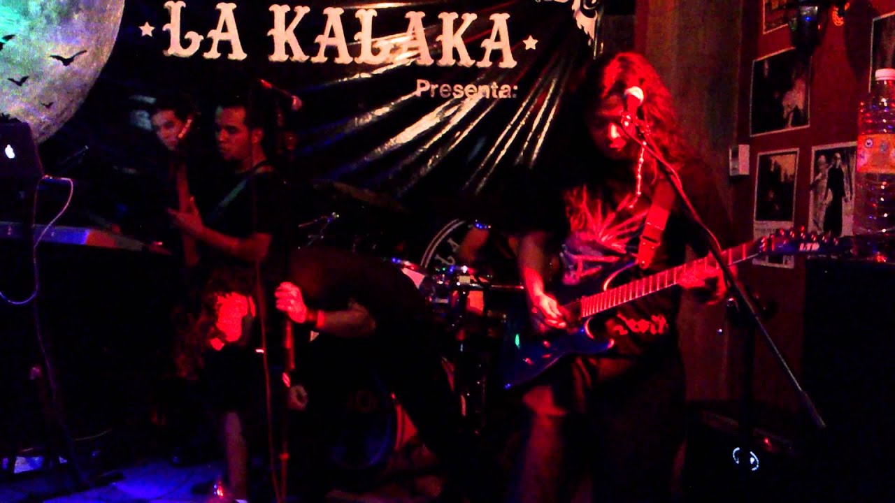 DMDO EN LA KALAKA BAR - YouTube