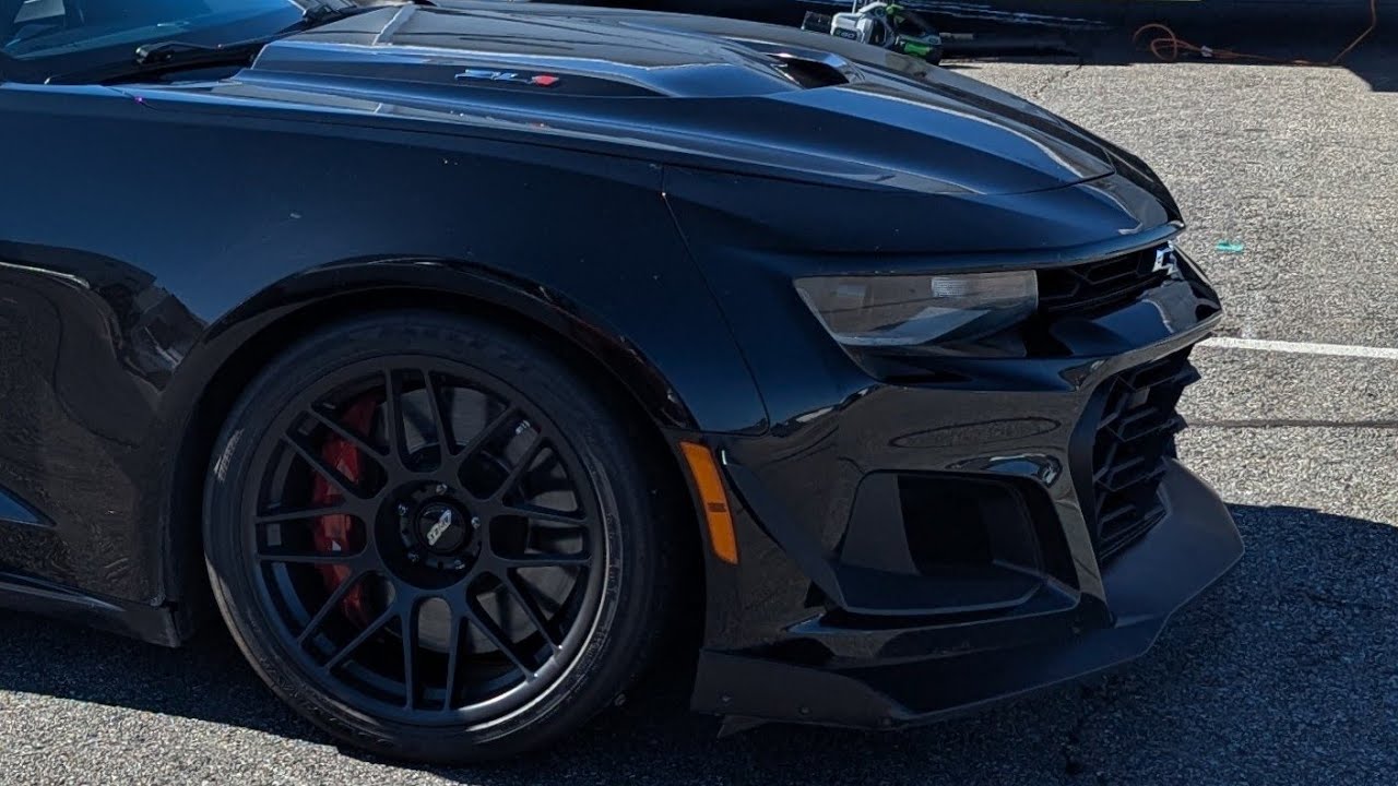 ZL1 1LE at VIR full - YouTube