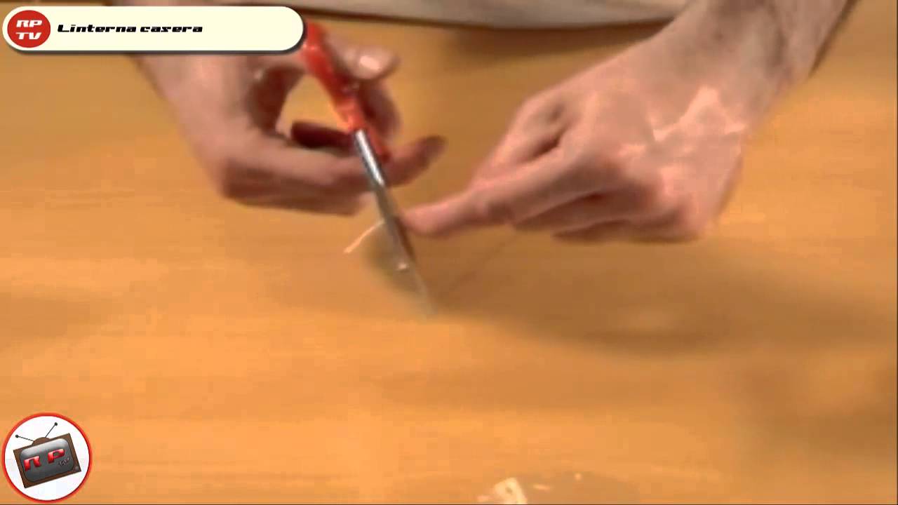 Como hacer una linterna casera con material reciclable. - YouTube