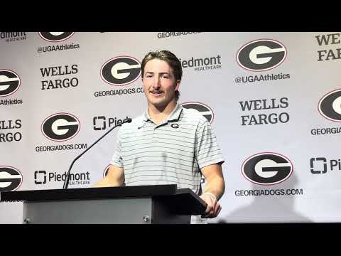 Georgia RB Cash Jones the veteran in the room now. - YouTube