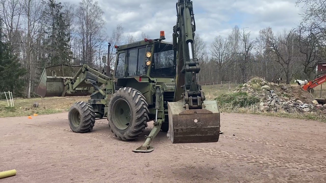 Traktorgrävare Hymas H52 - YouTube